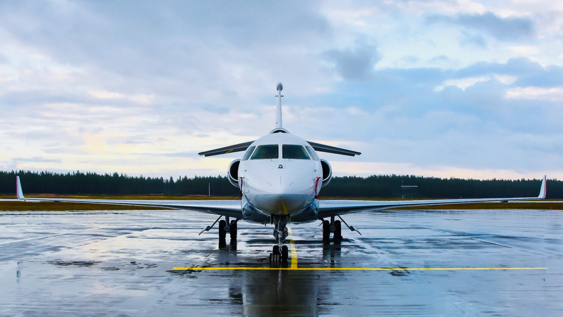 Best Ways to Book a Private Jet in 2026